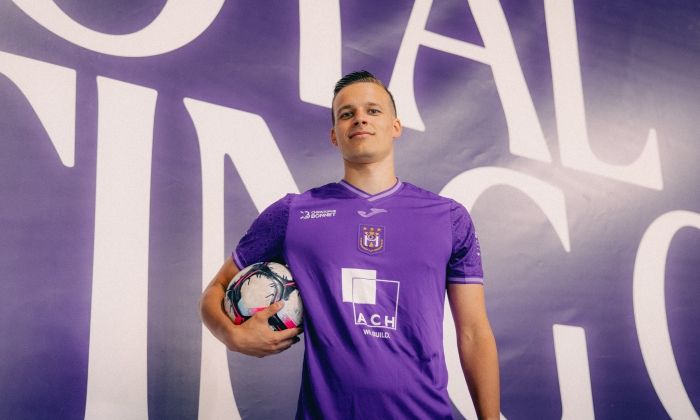 Kenneth Vanderheyden snoept Gouden Schoen af van ploegmaat Grello | Ring